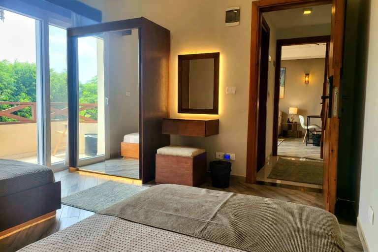 Deluxe Terrace Suite (Private) – Squad 101